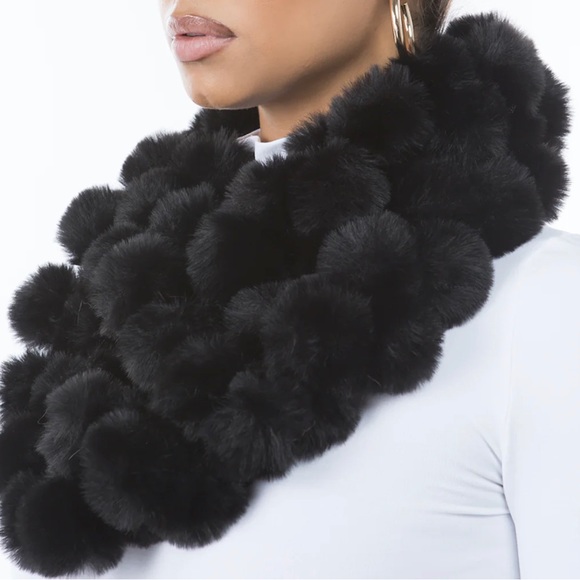 Marcus Adler | Dresses | Amazingly Soft Black Riley Scarf By Marcus ...